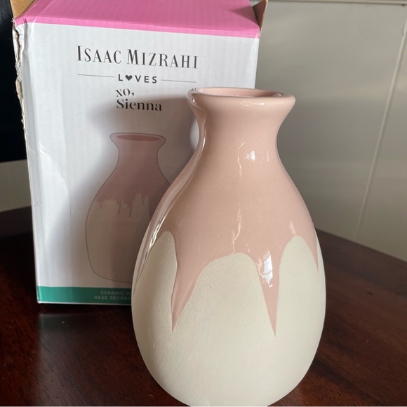 Isaac Mizrahi | Accents | Nib Isaac Mizrahi Loves Xo Sienna Decorative Vase | Poshmark